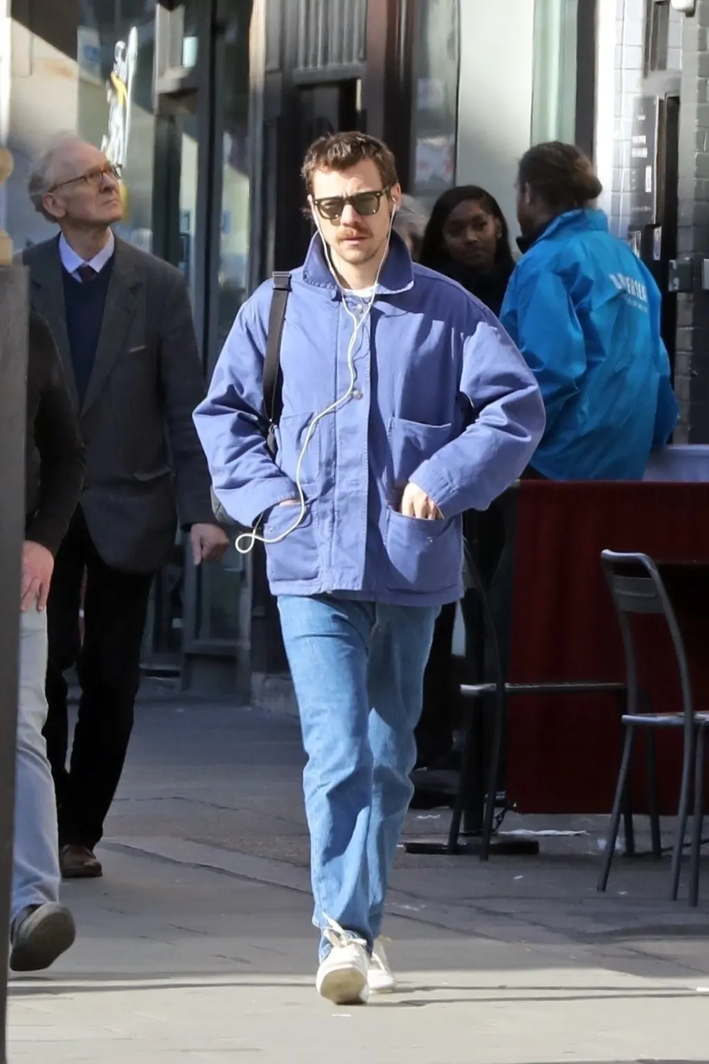 Harry Styles Stuns Fans by Showing Up Unexpectedly at Vatican for New ...